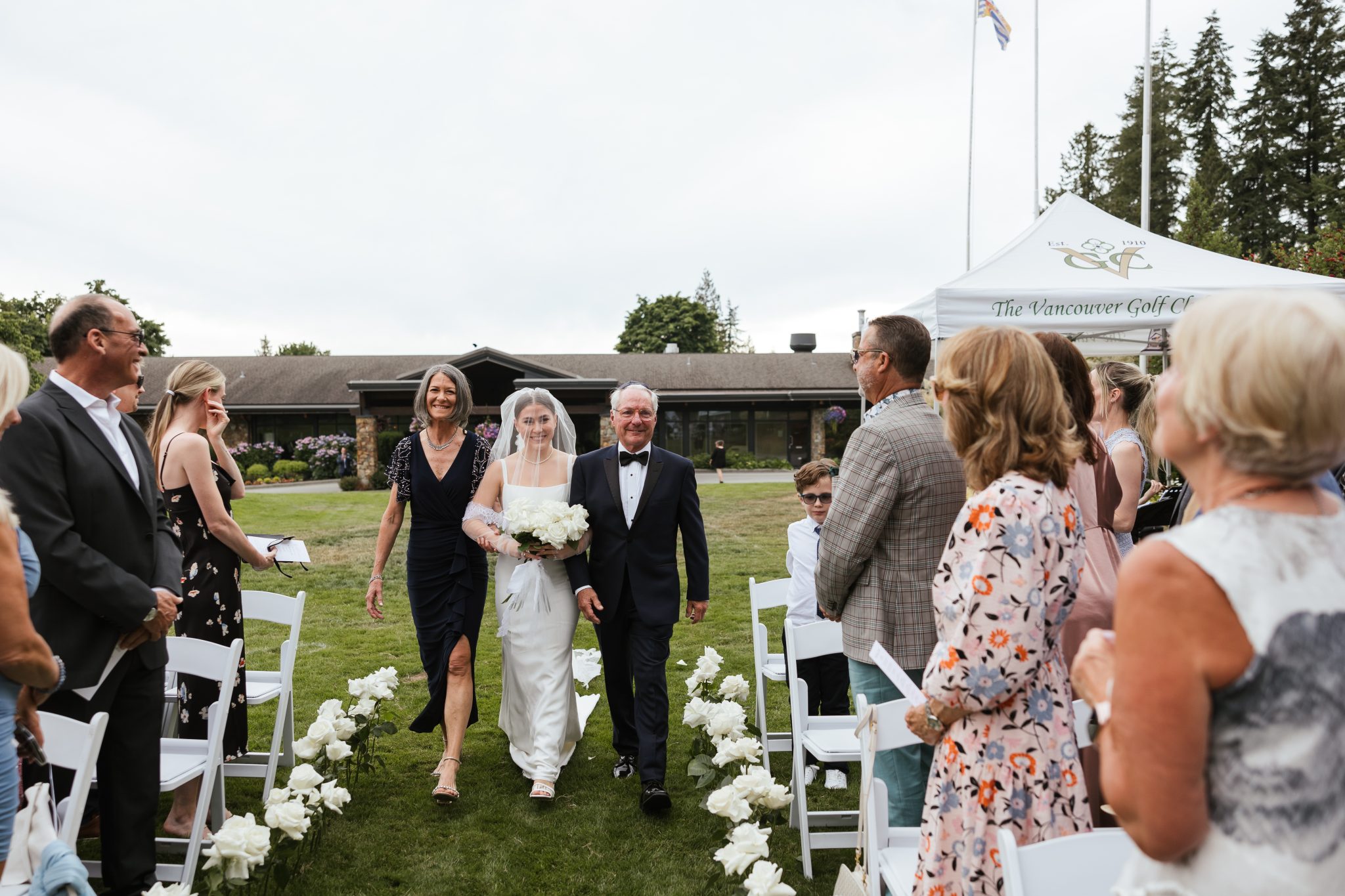 Vancouver Golf Club Wedding | Mariah and Jay Wedding